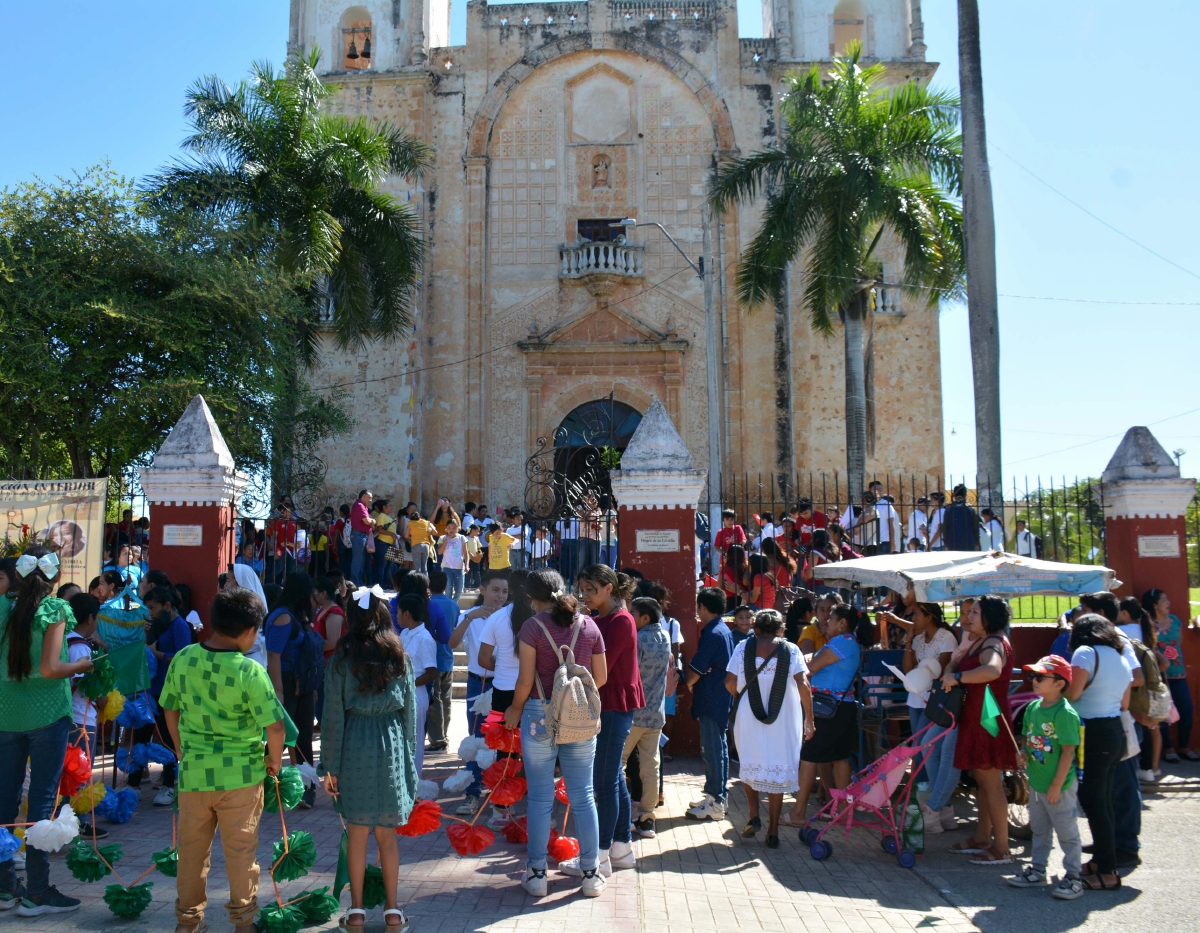 “Desfile de todos los santos” en Peto - Diario de Yucatán