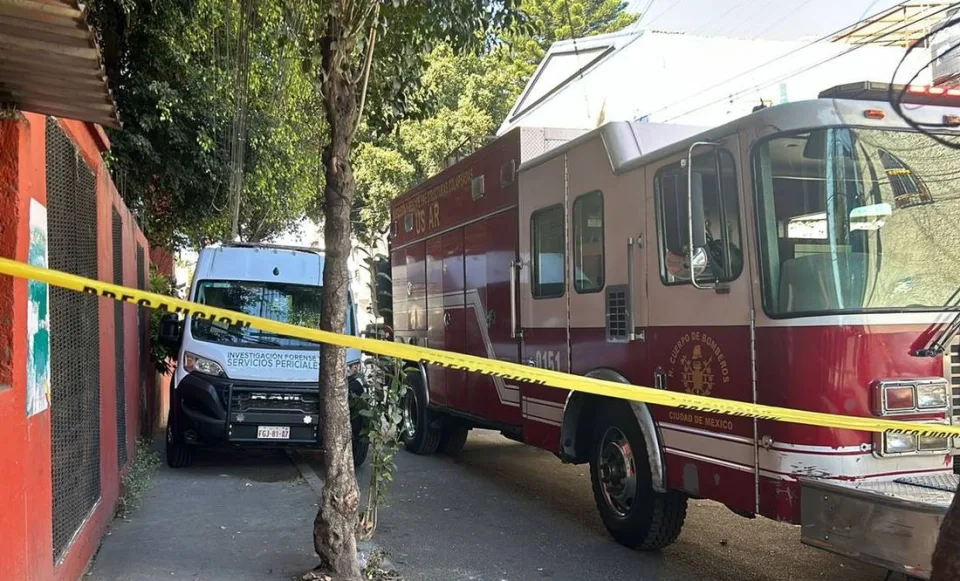 Hombre Muere Al Caer De Un Cuarto Piso De Un Edificio En Cdmx 3828