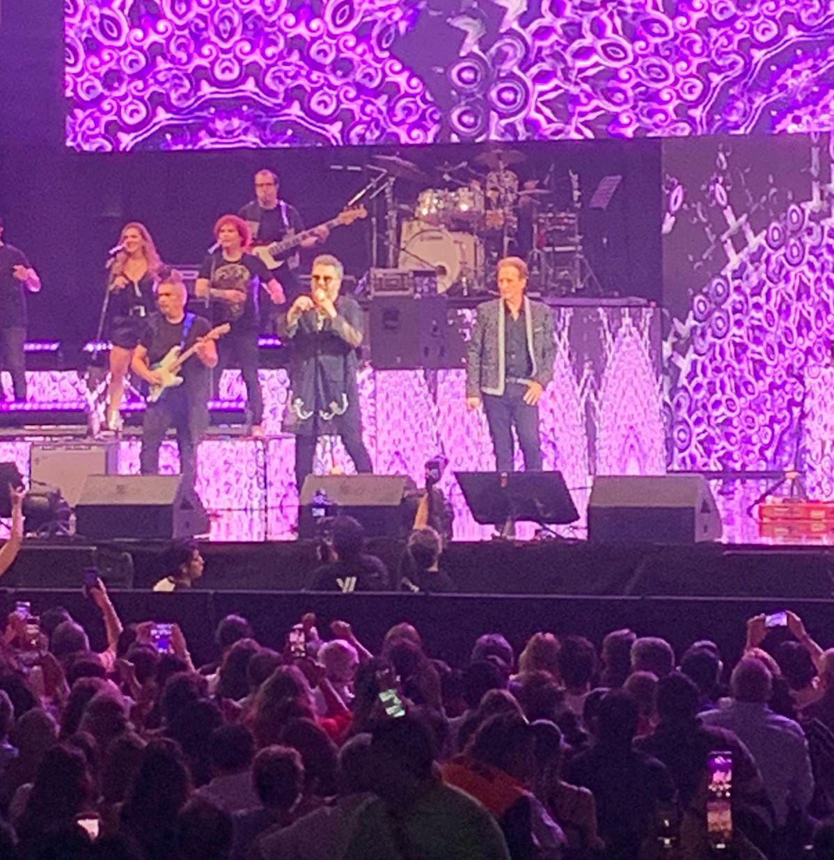 Emmanuel y Mijares conquistan el Foro GNP en Mérida para compartir amor ...