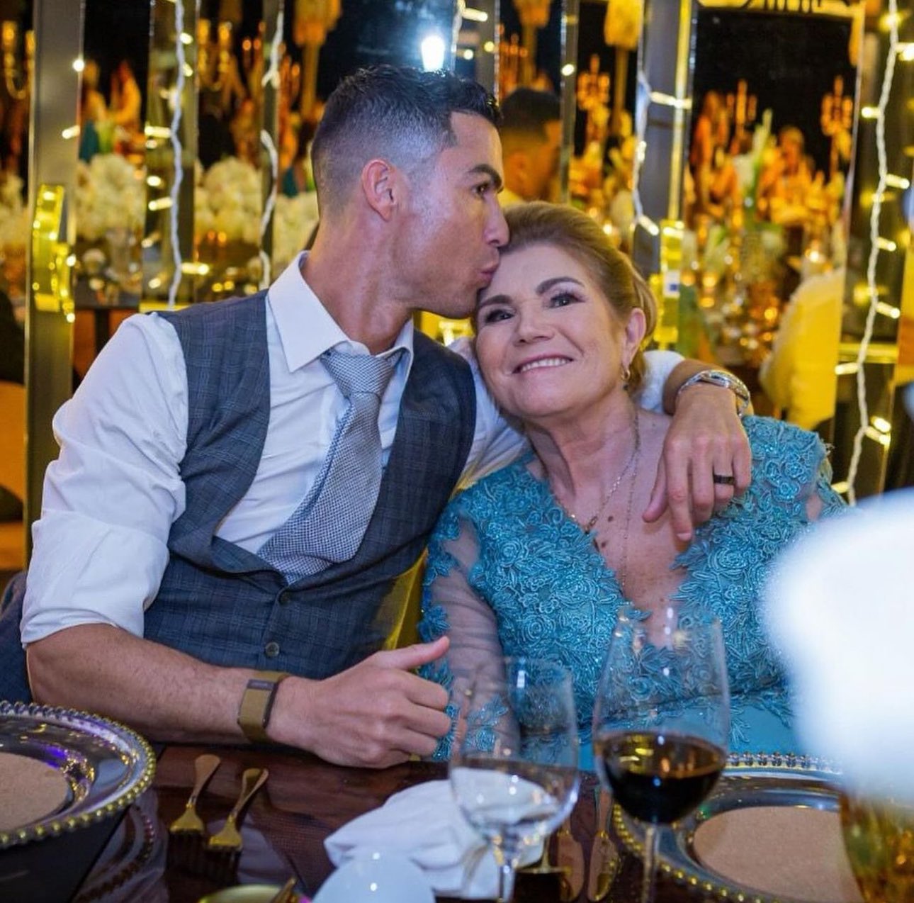 Este fue el lujoso regalo que hizo Cristiano Ronaldo a su mamá - Diario ...