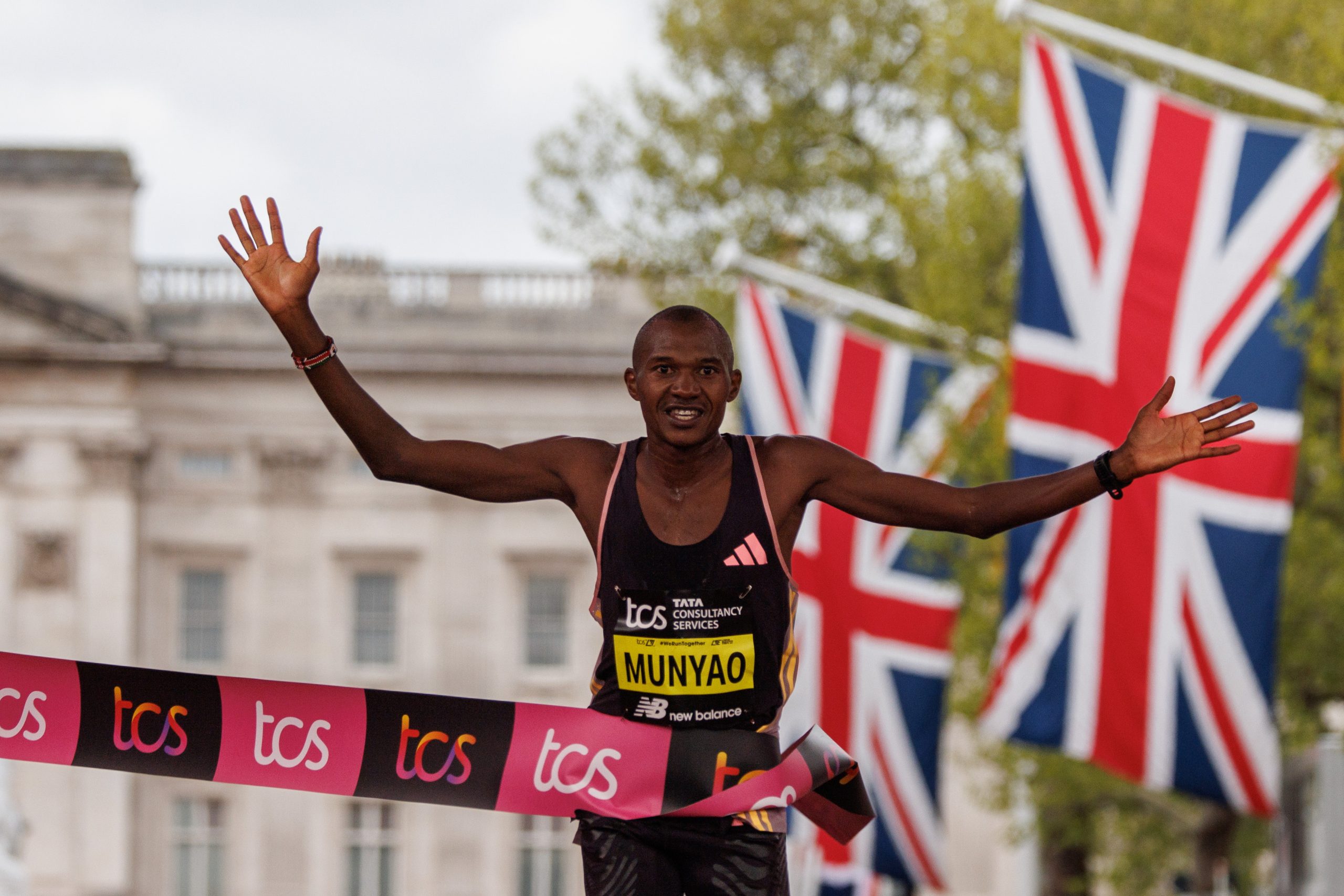 Alexander Mutiso y Peres Jepchirchir triunfan en el maratón de Londres ...