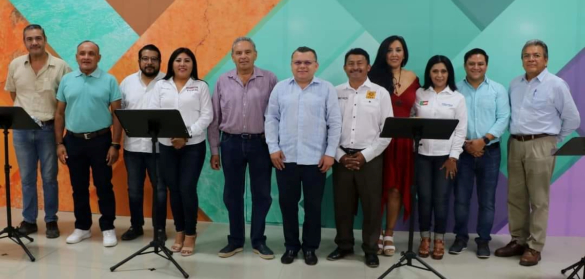 Candidatos en Hunucmá comparten propuestas en debate - Diario de Yucatán
